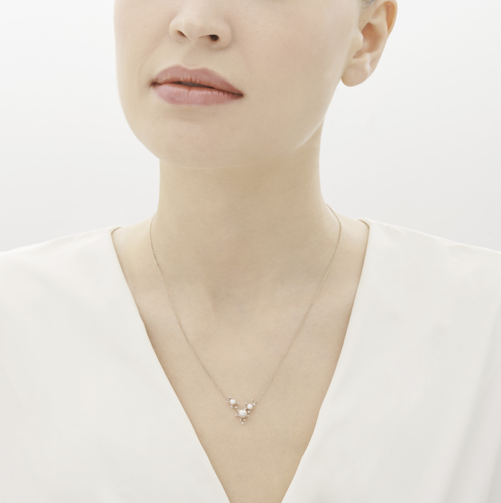 שרשרת פנינים בזהב אצילי ויהלומים MINI GRAVITY - HStern | ה.שטרן